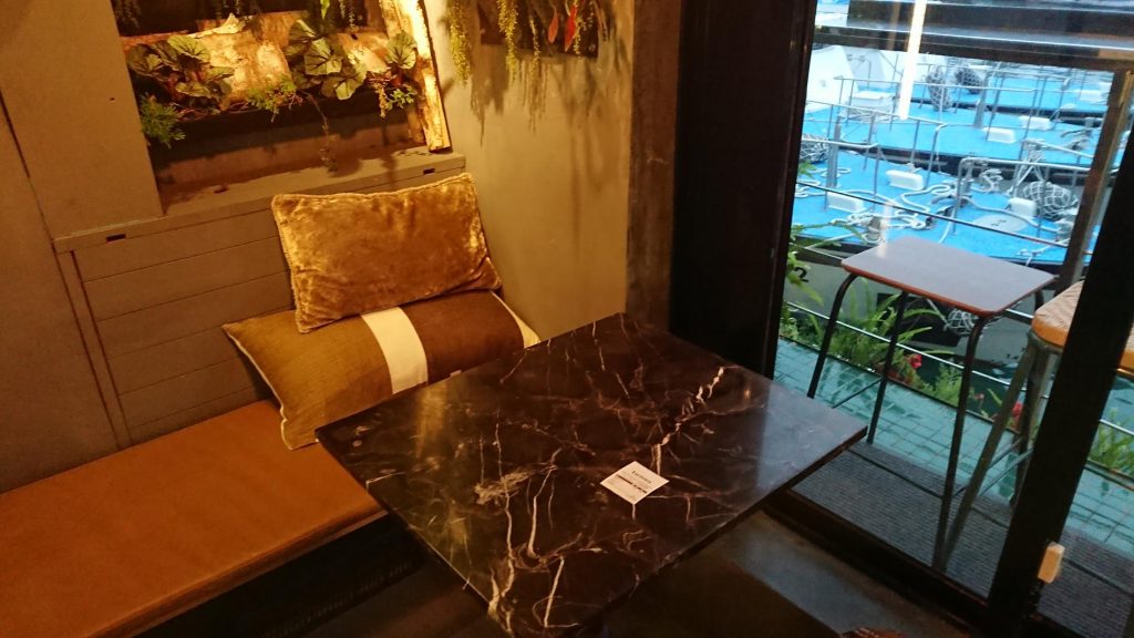 【食記】 圖們咖啡 tuman café-正濱漁港附近的音樂咖啡廳(彩色漁港咖啡) - 台灣貪吃胖的玩樂故事